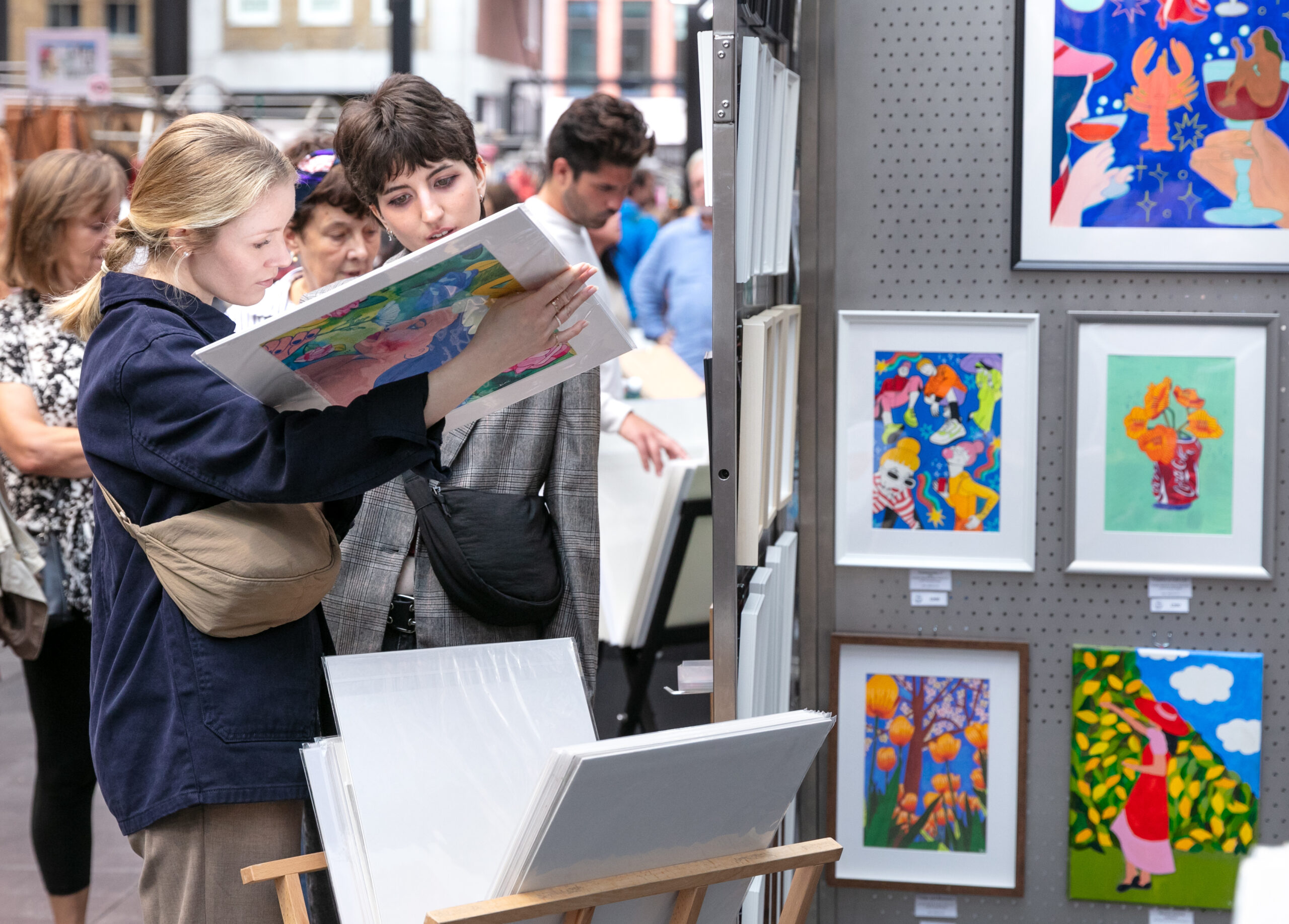 Discover the Spitalfields Arts Market | What's On | Spitalfields Market E1